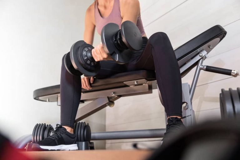 Mejores ejercicios con mancuernas para espalda - Blog FITFIU Fitness